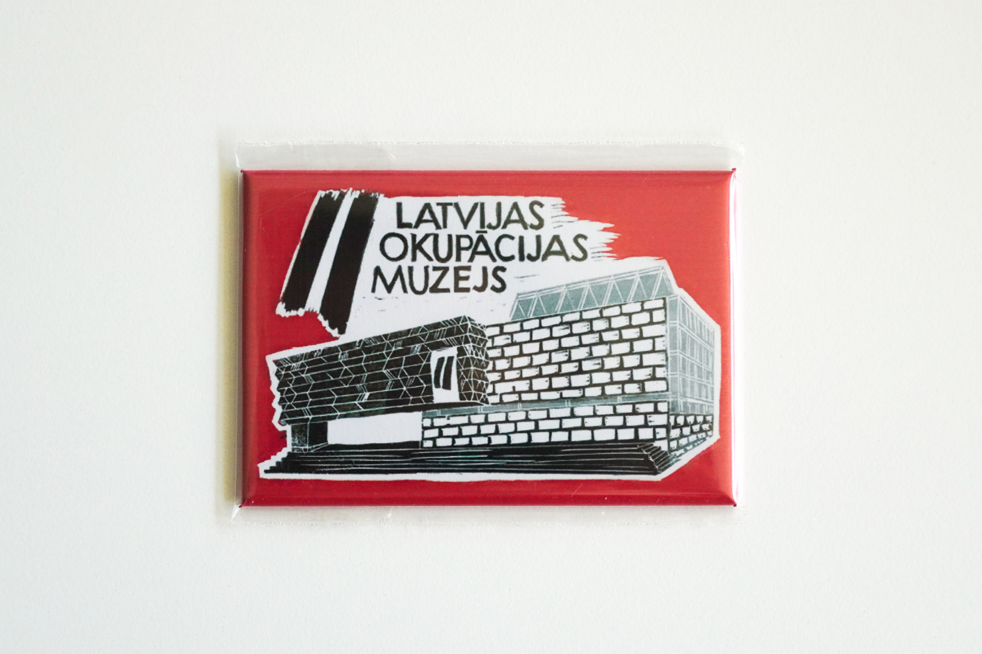 Magnet with the image of the Museum of the Occupation of Latvia